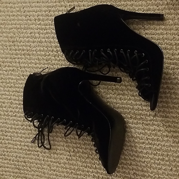 Kendall & Kylie | Shoes | Kendallkylie Lace Up Bootie | Poshmark